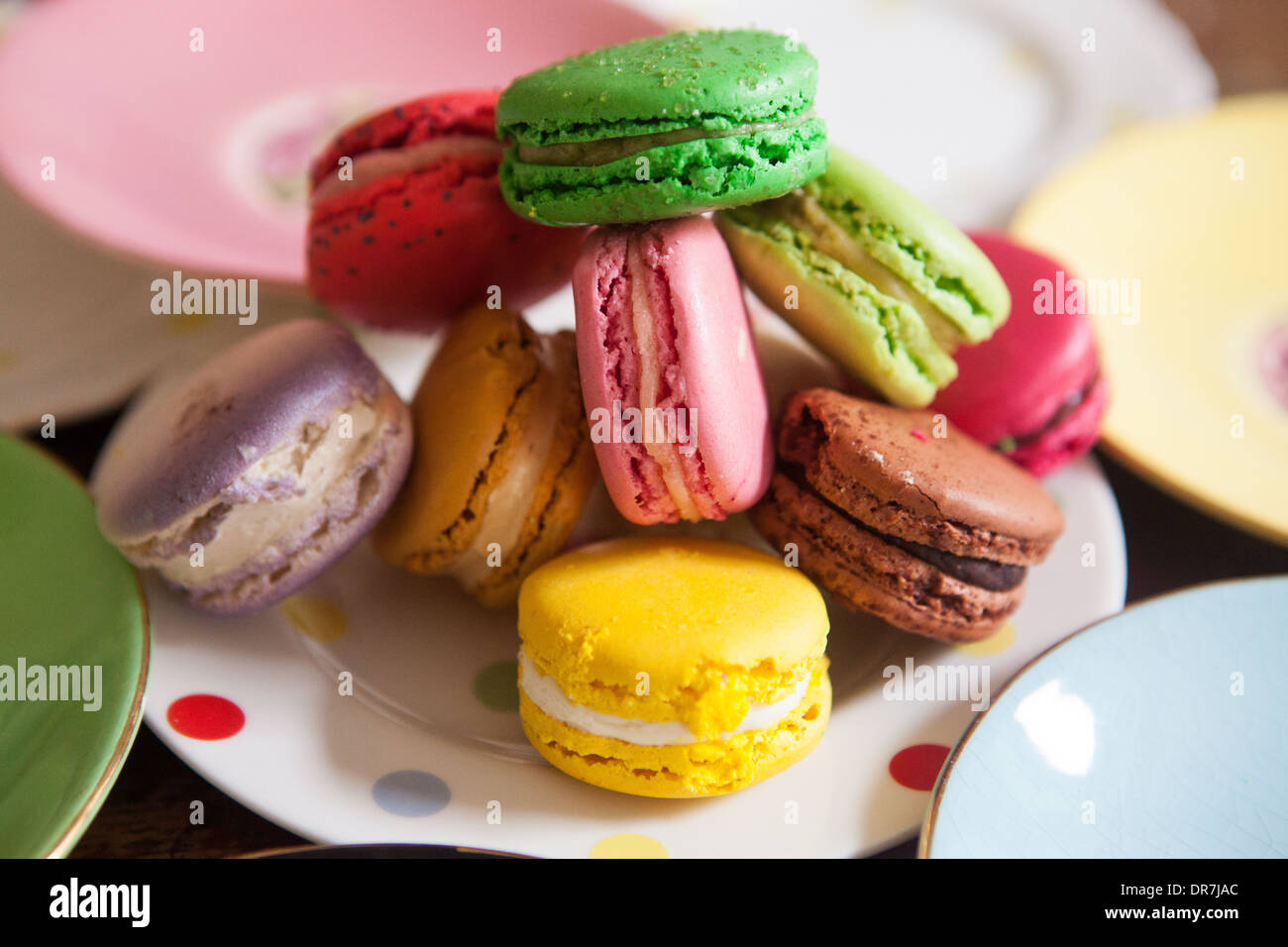 Plates of sweets hi-res stock photography and images - Alamy