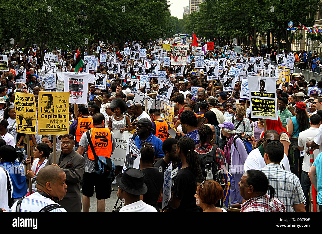 Atmosphere Rev Al Sharpton and campaigners during the Silent March ...