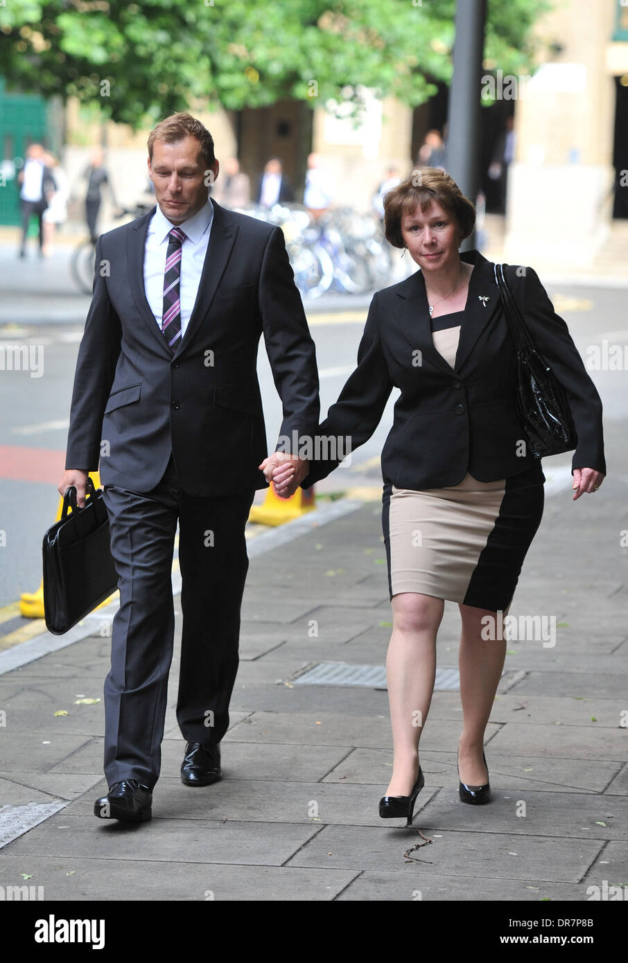 PC Simon Harwood (L)arrives at Southwark Crown Court to stand trial ...
