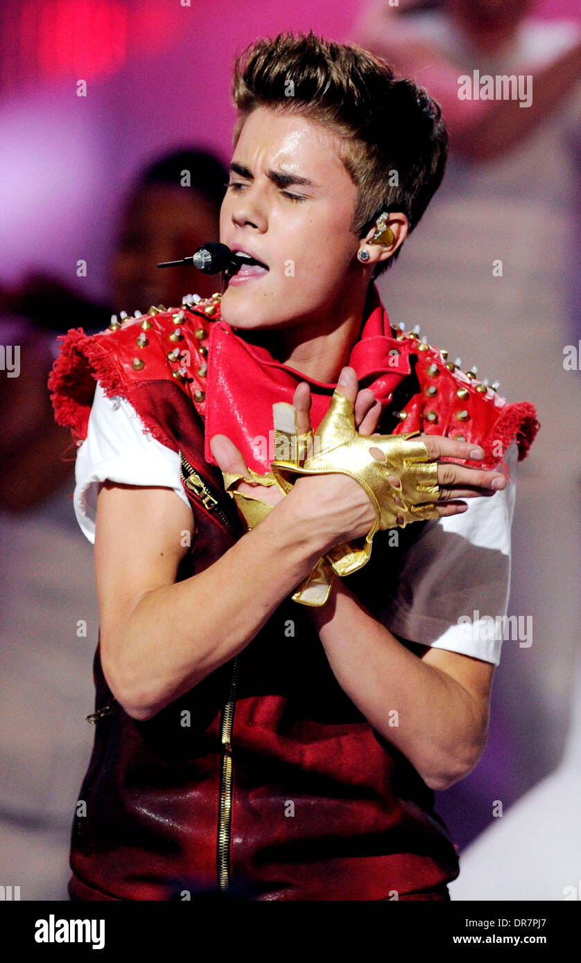 Justin Bieber MMVA 2012 (Much Music Video Awards) at the MuchMusic HQ ...