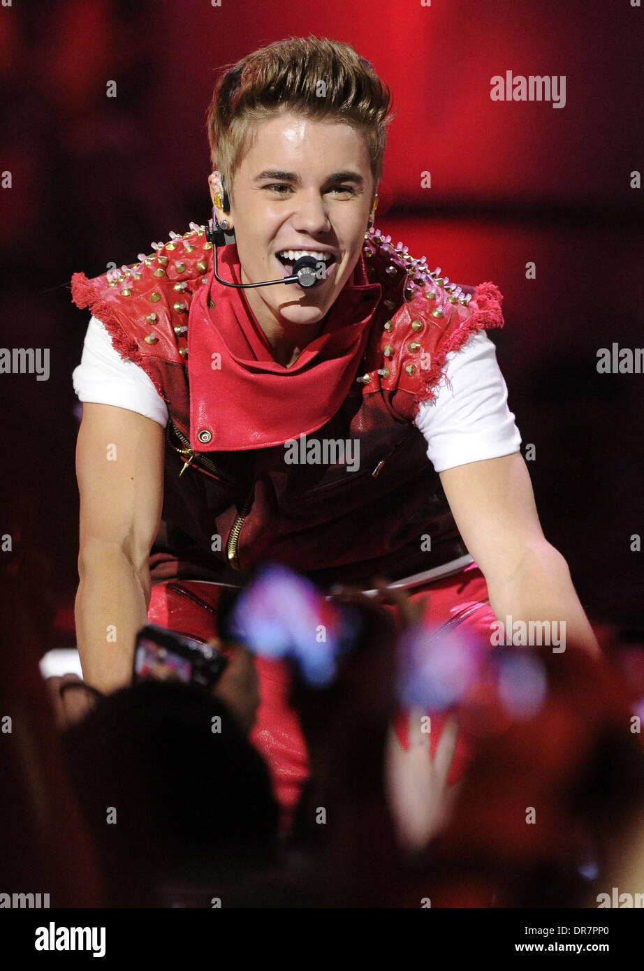 Justin Bieber MMVA 2012 (Much Music Video Awards) at the MuchMusic HQ ...