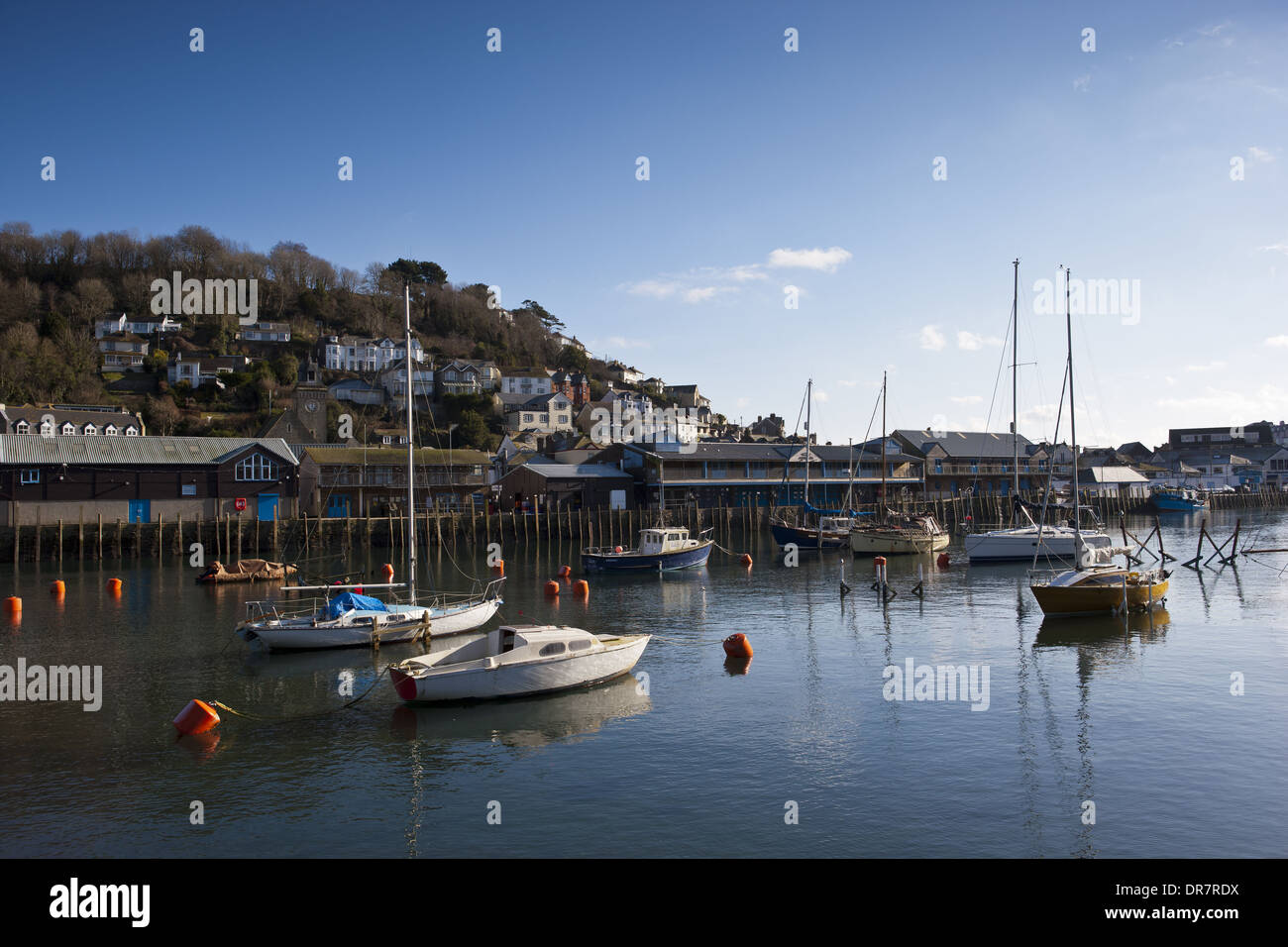 Looe fish market hi-res stock photography and images - Alamy