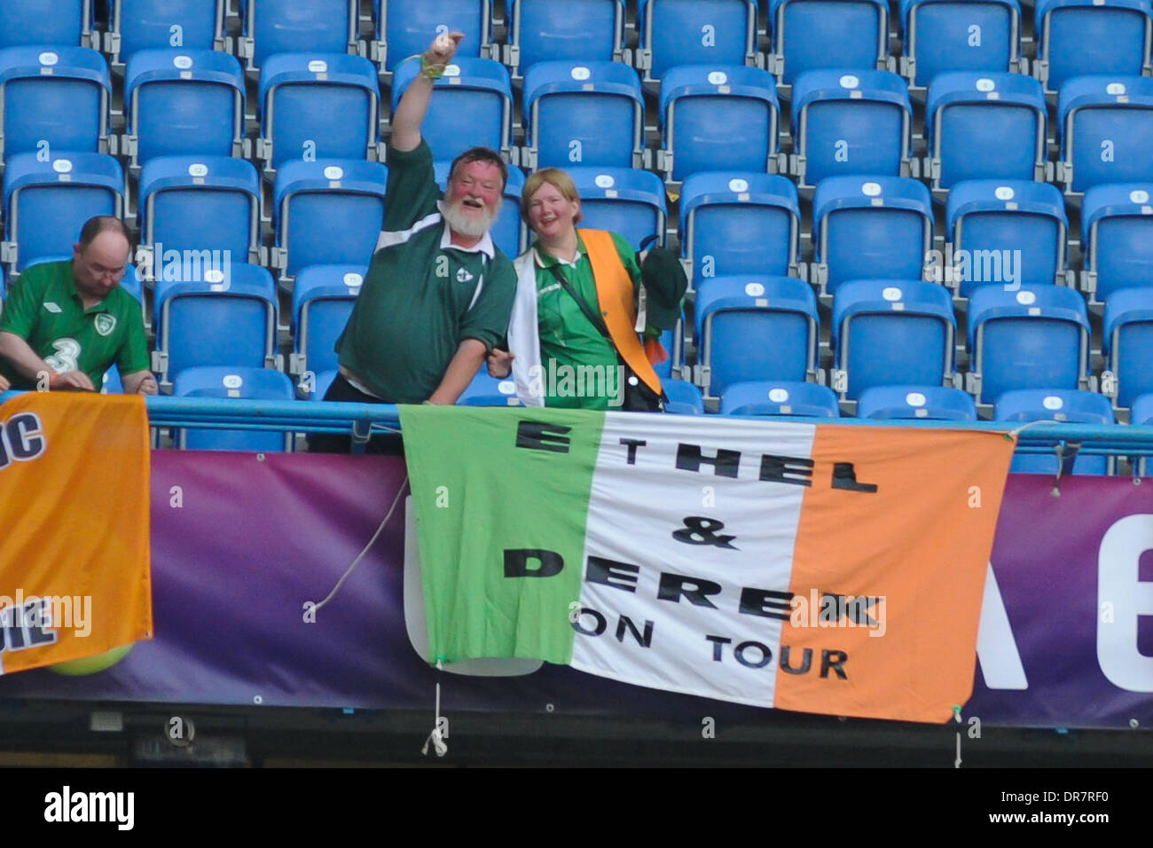 Atmosphere Italian and Irish fans attending the European Championship ...