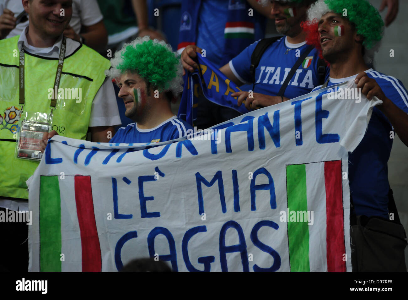 Atmosphere Italian and Irish fans attending the European Championship ...
