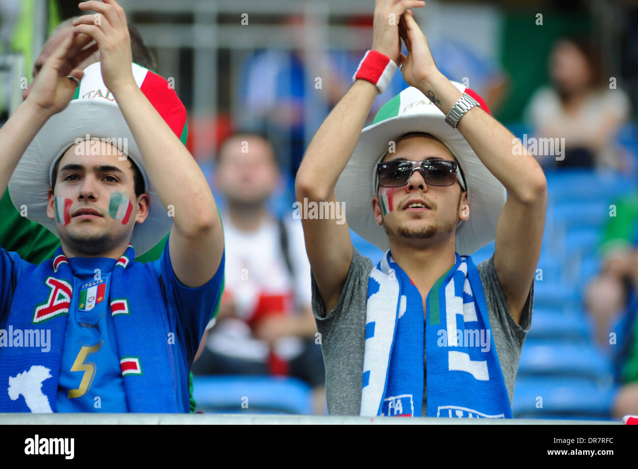 Atmosphere Italian and Irish fans attending the European Championship ...