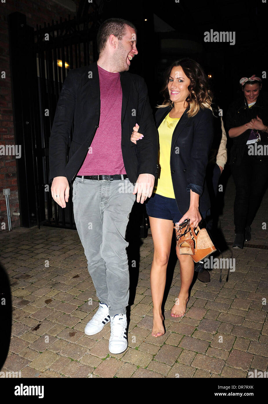 Caroline Flack walking barefoot, 'The X Factor' judges and hosts at ...
