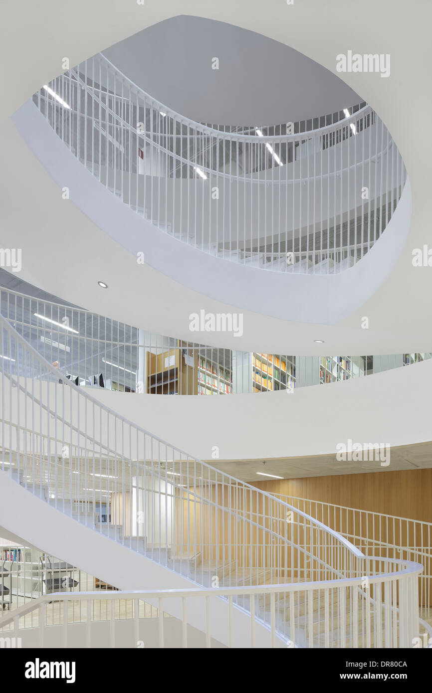 Helsinki university main library hi-res stock photography and images ...