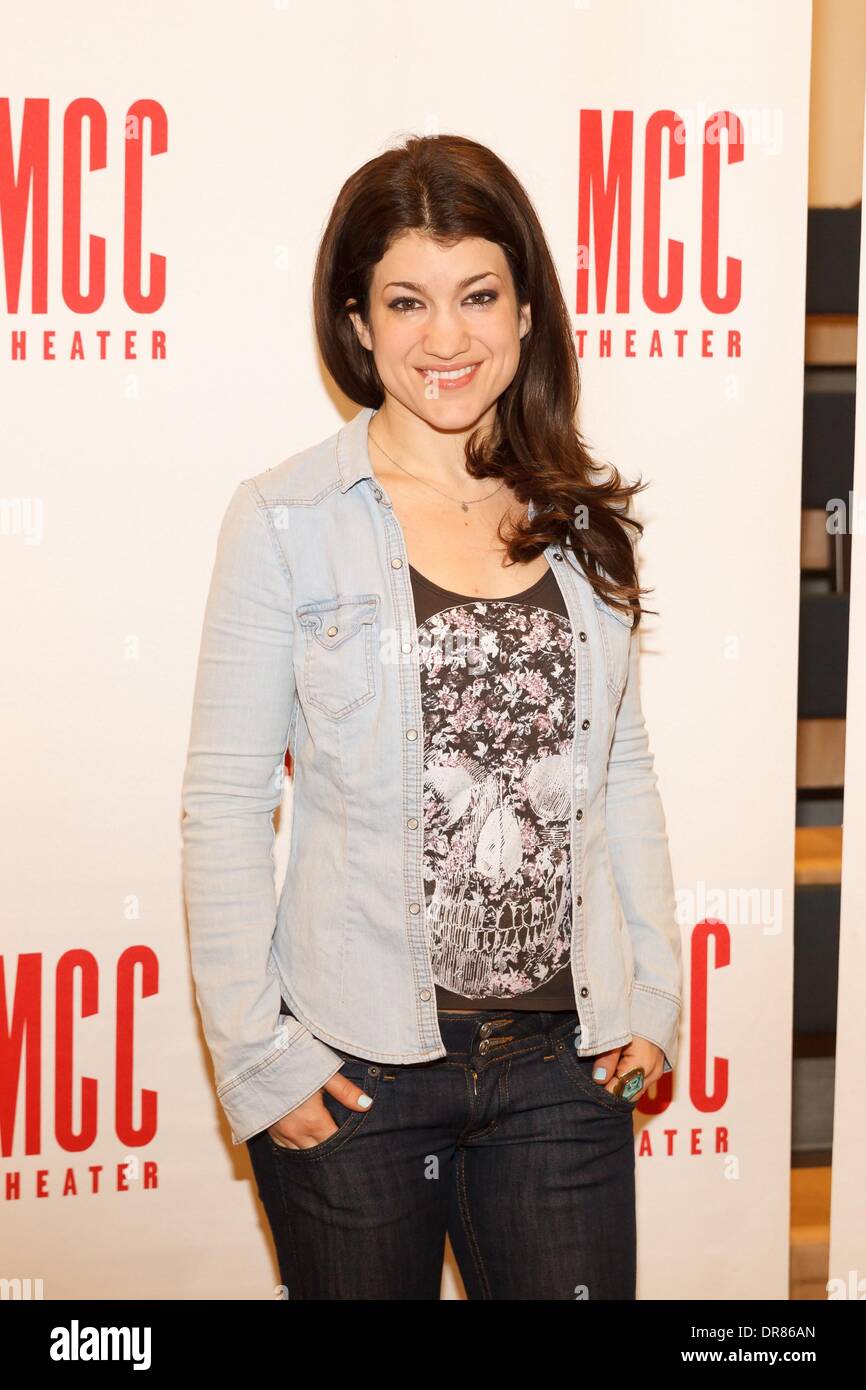 New York, NY, USA. 21st Jan, 2014. Sarah Stiles Photo Call for HAND TO ...