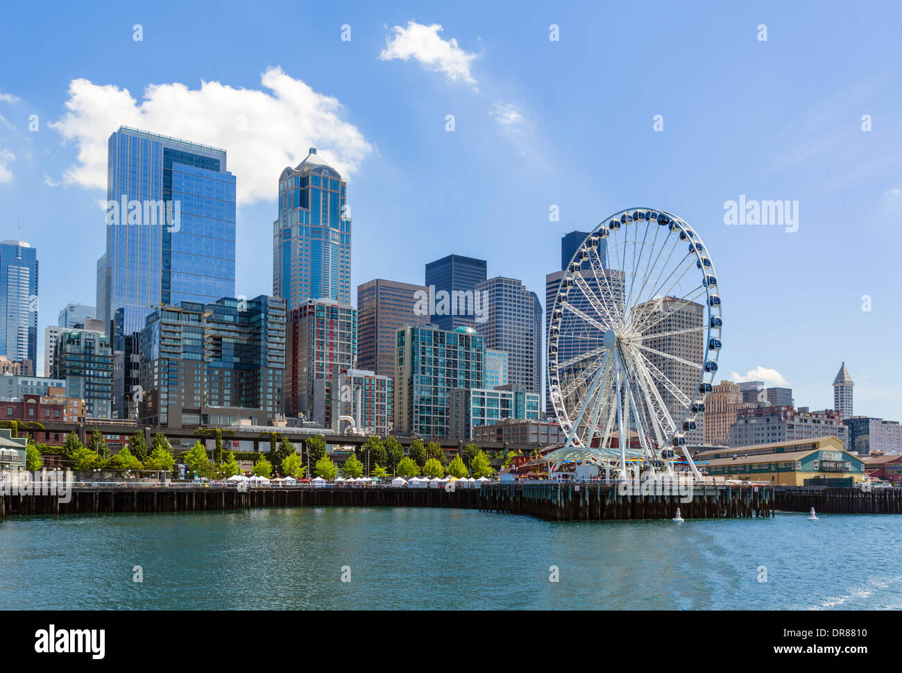 The Seattle Great Wheel and downtown city skyline from Argosy harbor ...