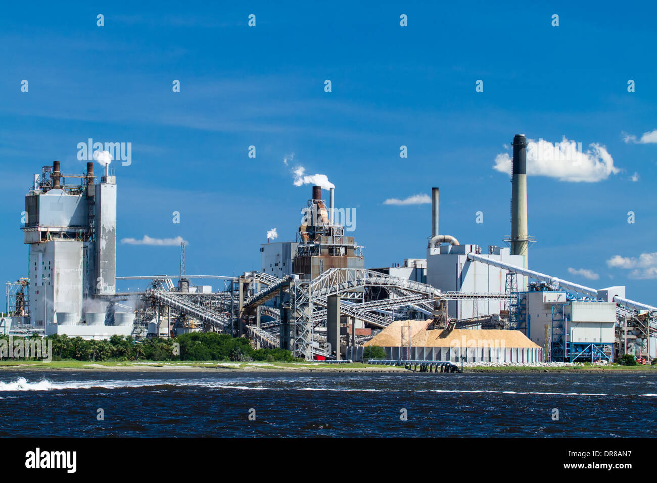 Paper mill factory hi-res stock photography and images - Alamy