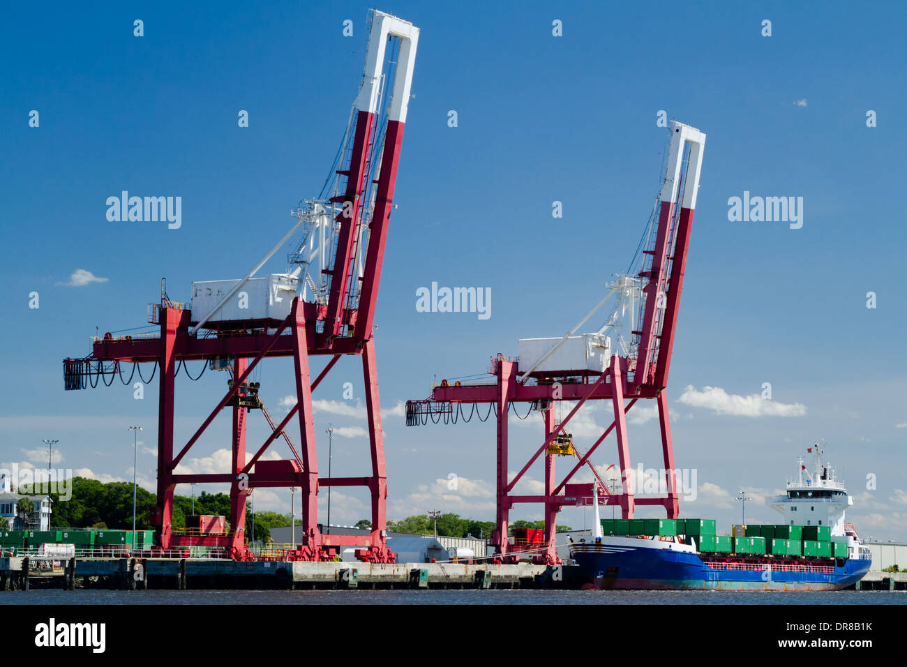 Small container ship hi-res stock photography and images - Alamy