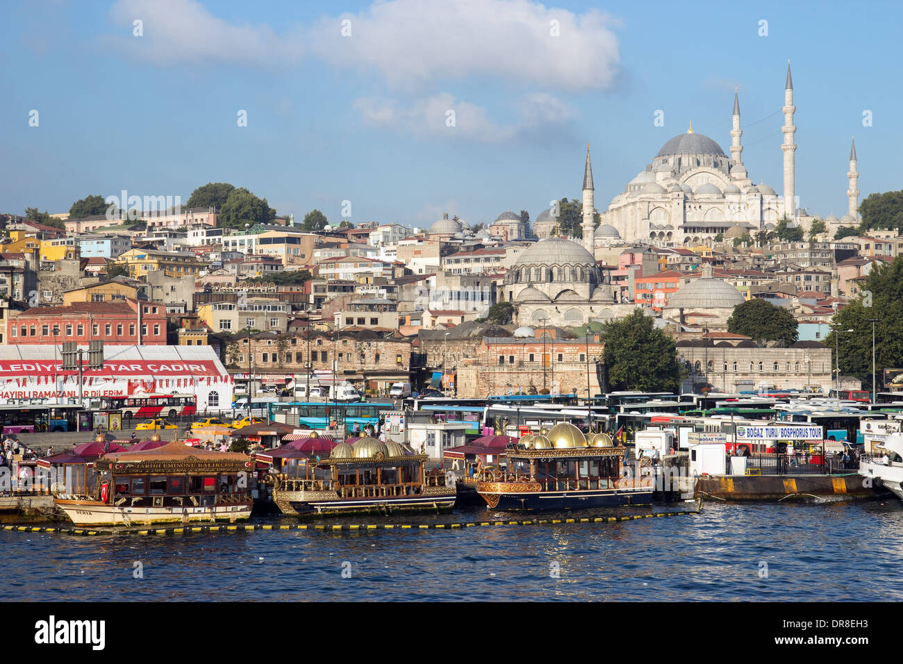 Tourist ship city architecture hi-res stock photography and images - Alamy