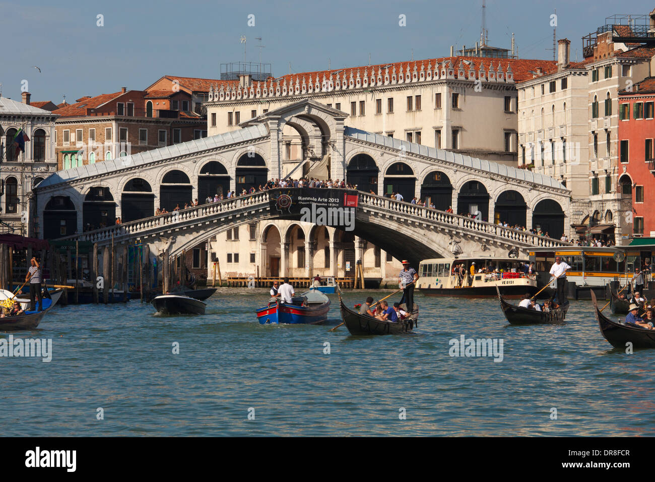Pont de rialto hi-res stock photography and images - Alamy