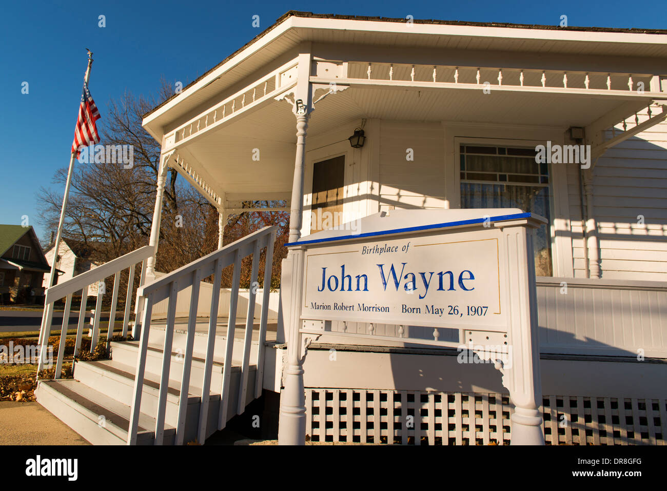 John wayne house hi-res stock photography and images - Alamy