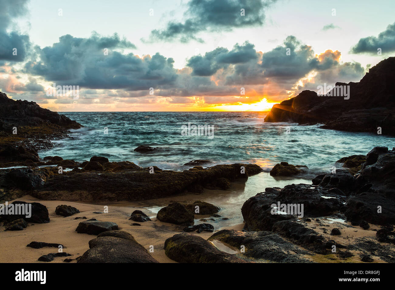 Beautiful peaceful sunrise at Halona Cove, commonly known as Eternity ...