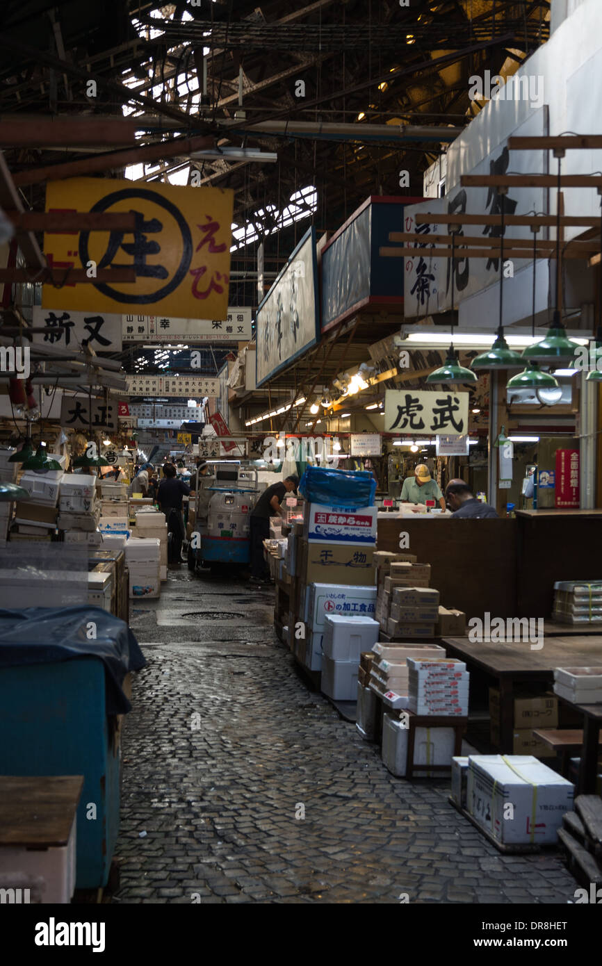 Tokyo Fish Market Stock Photo - Alamy