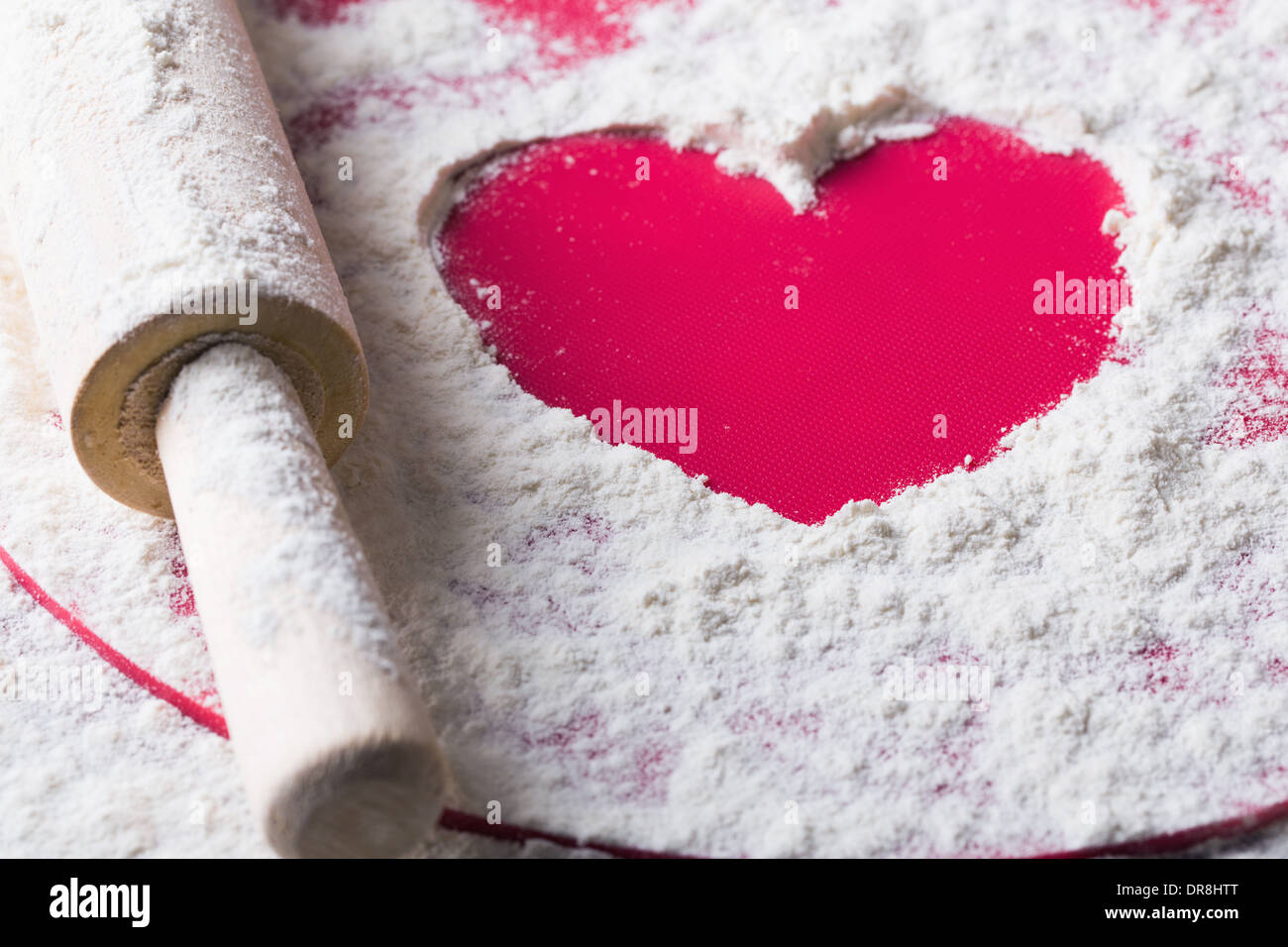 Flour rolling pin heart hi-res stock photography and images - Alamy