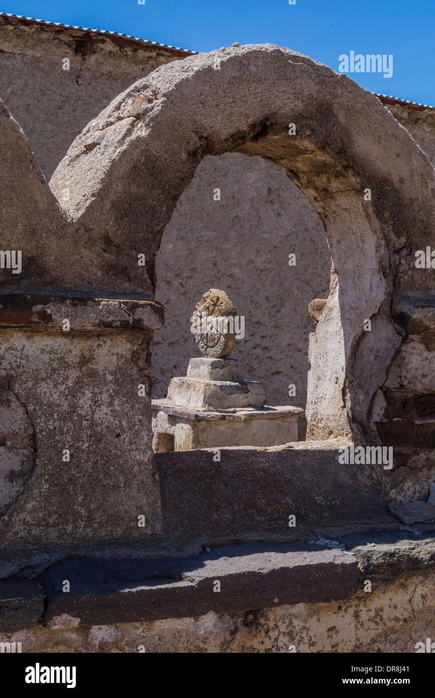 Village coqueza bolivia arch arches hi-res stock photography and images ...