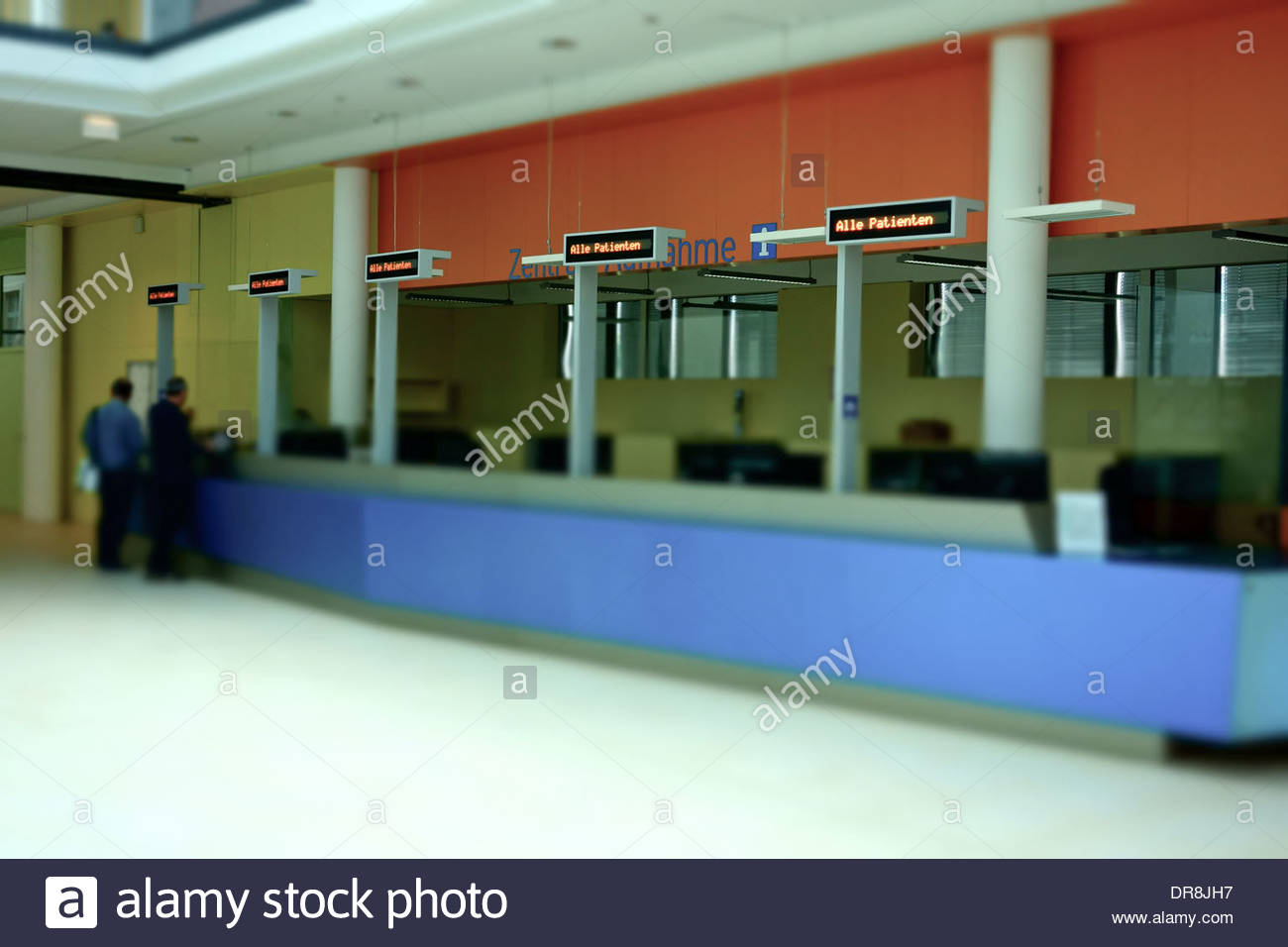 Zahnklinik Stock Photos & Zahnklinik Stock Images - Alamy