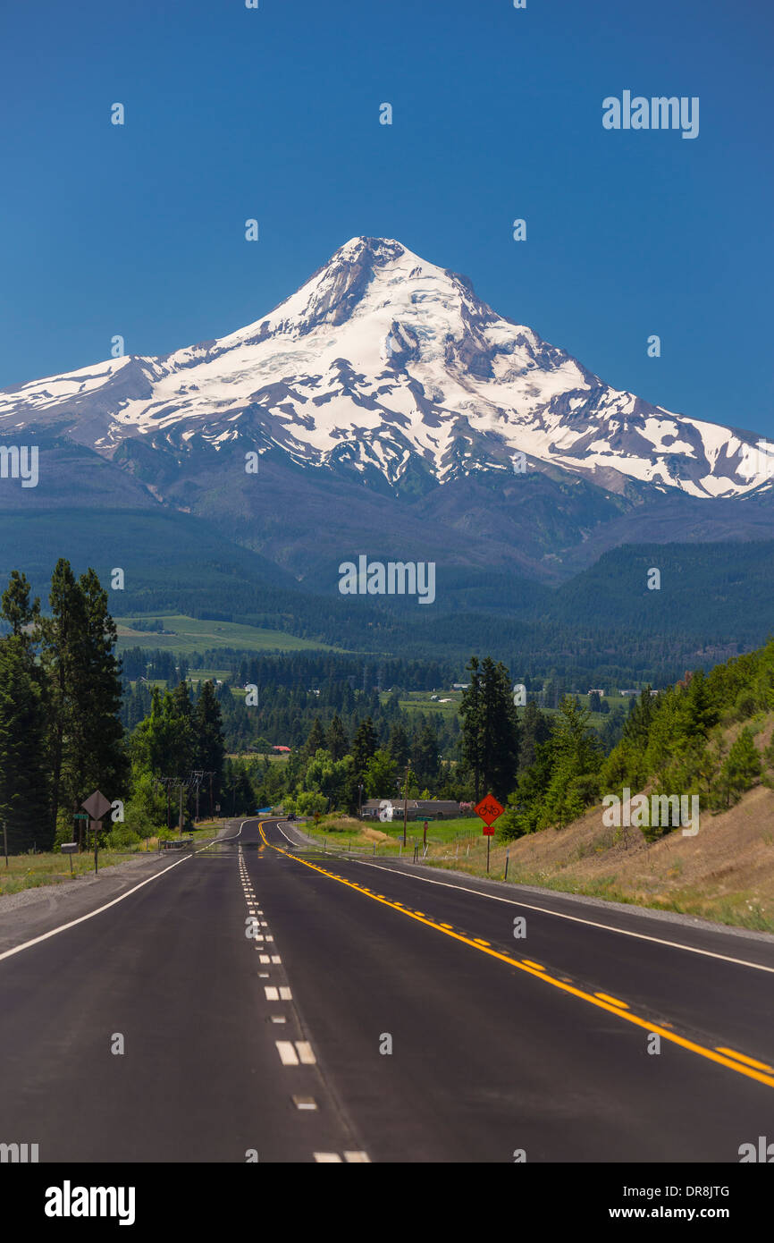 Mount hood highway hi-res stock photography and images - Alamy