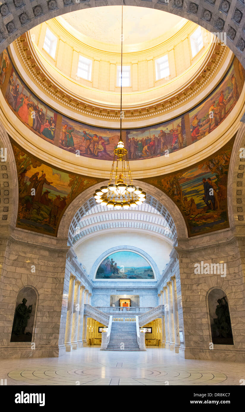 Interior of government building hi-res stock photography and images - Alamy
