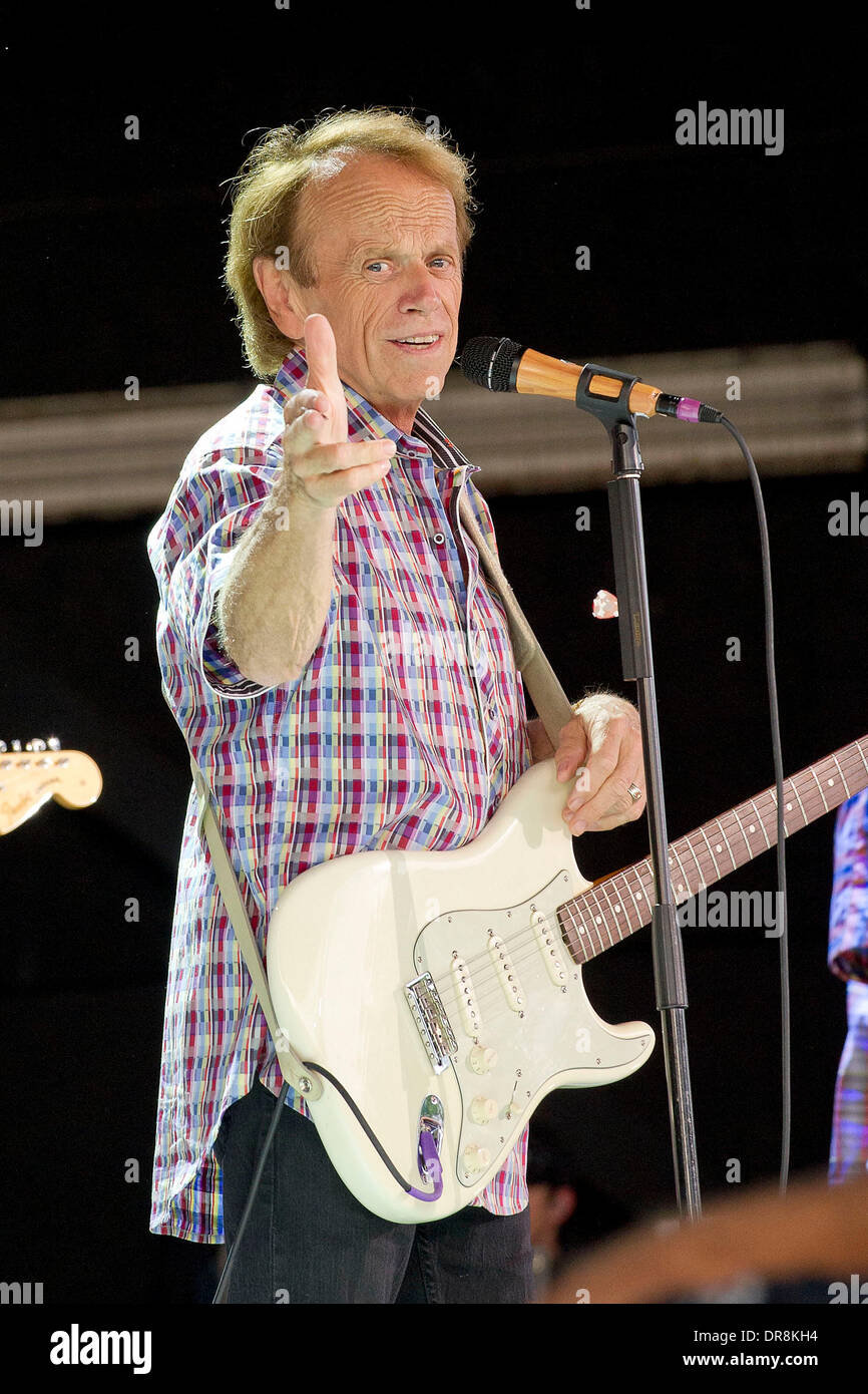 Al Jardine The Beach Boys perform at the Molson Canadian Amphitheatre ...