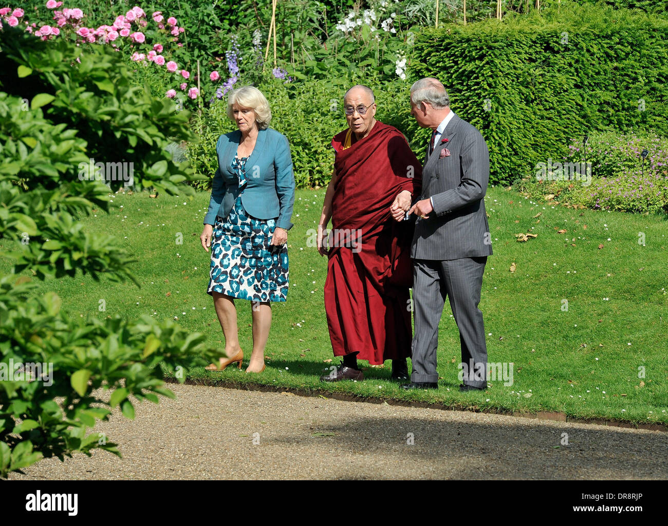 Prince Charles, Prince of Wales and Camilla, Duchess of Cornwall ...