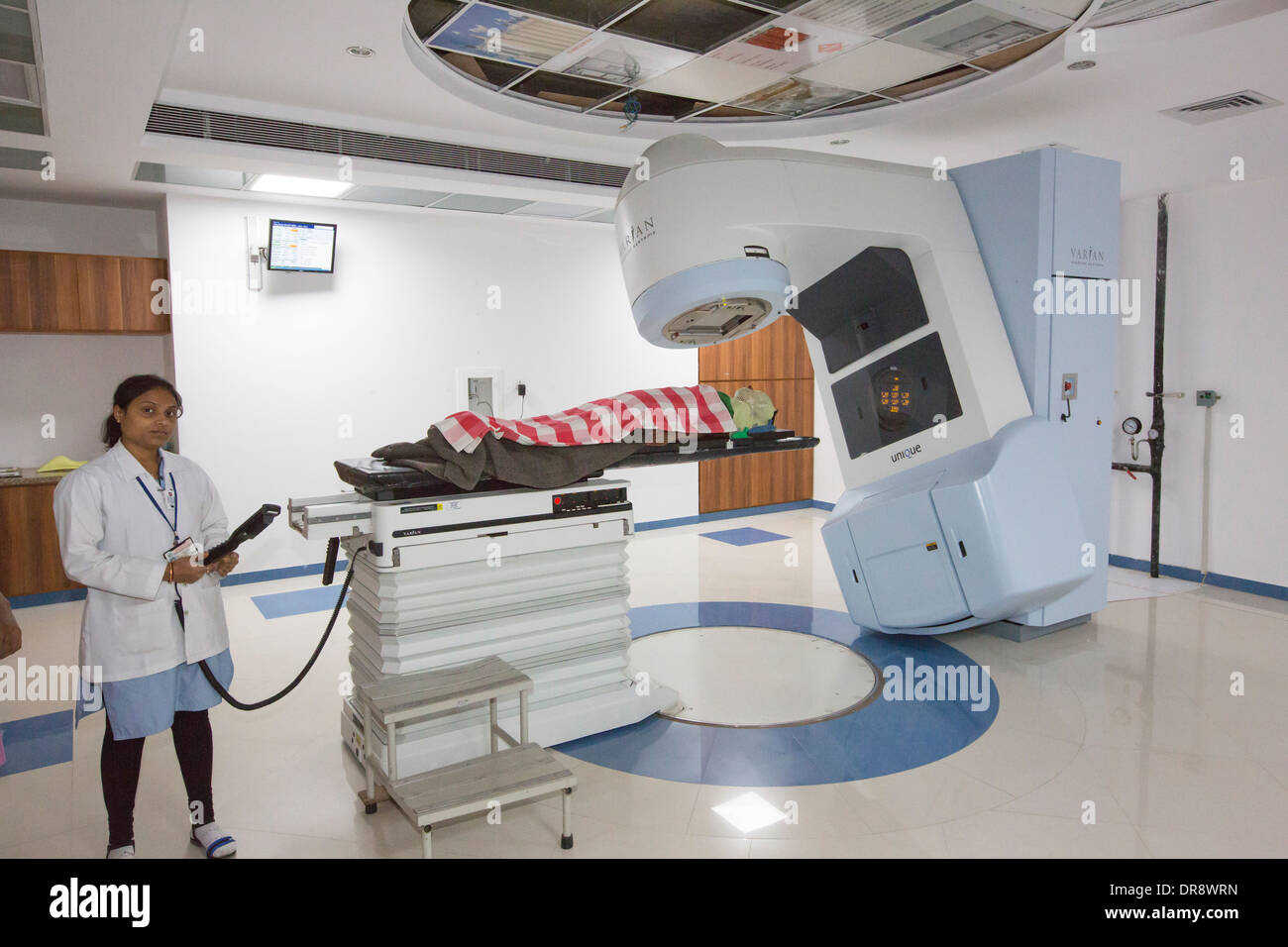 Proton therapy hi-res stock photography and images - Alamy