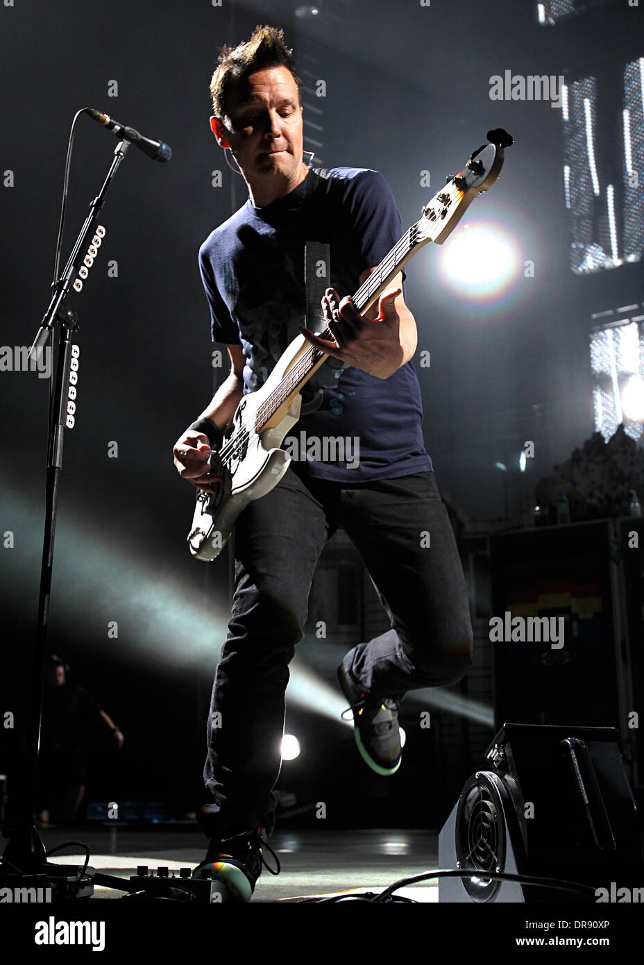 Mark hoppus tom delonge travis barker hi-res stock photography and ...