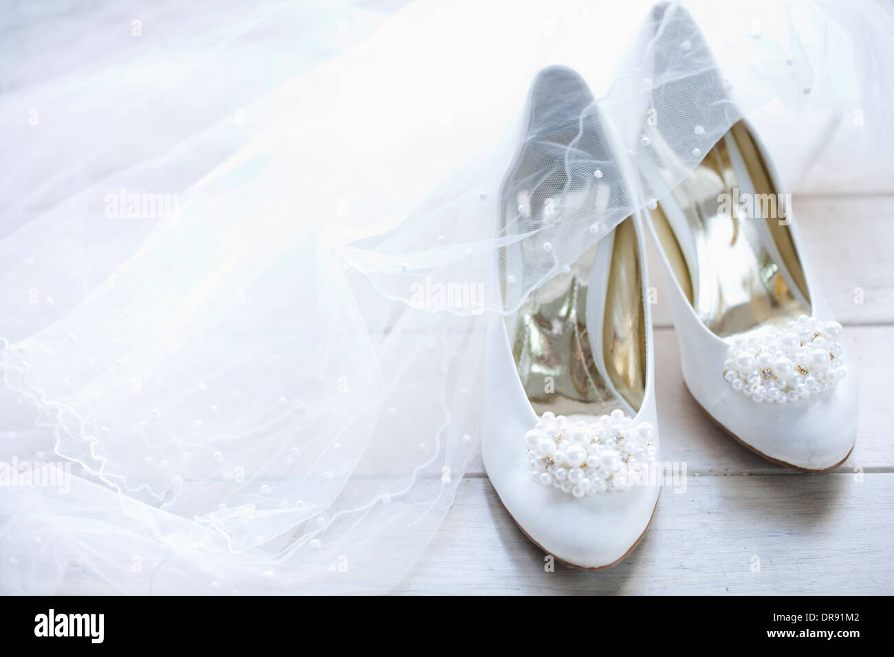 White high heels hi-res stock photography and images - Alamy