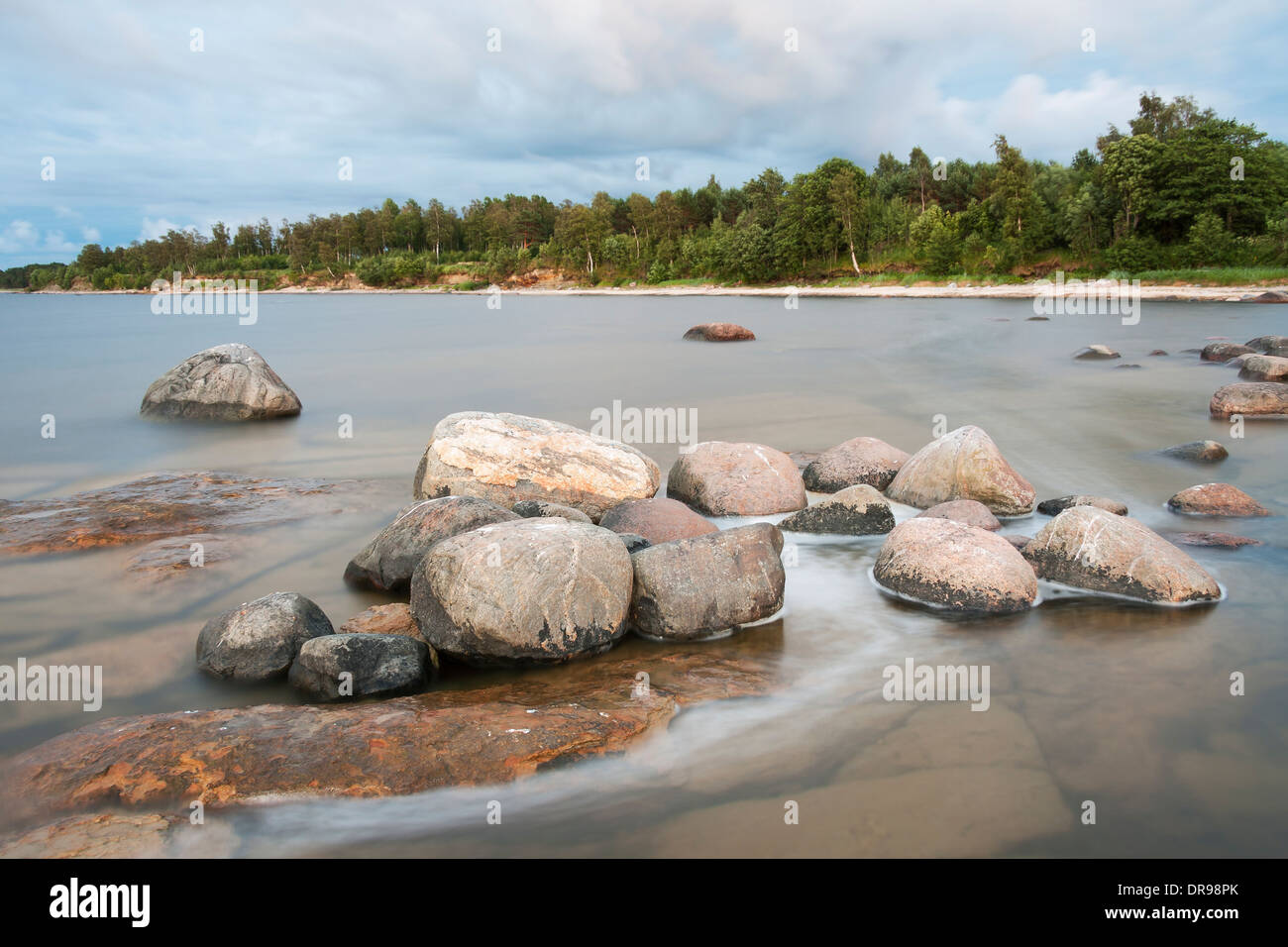 Stone seashore hi-res stock photography and images - Alamy