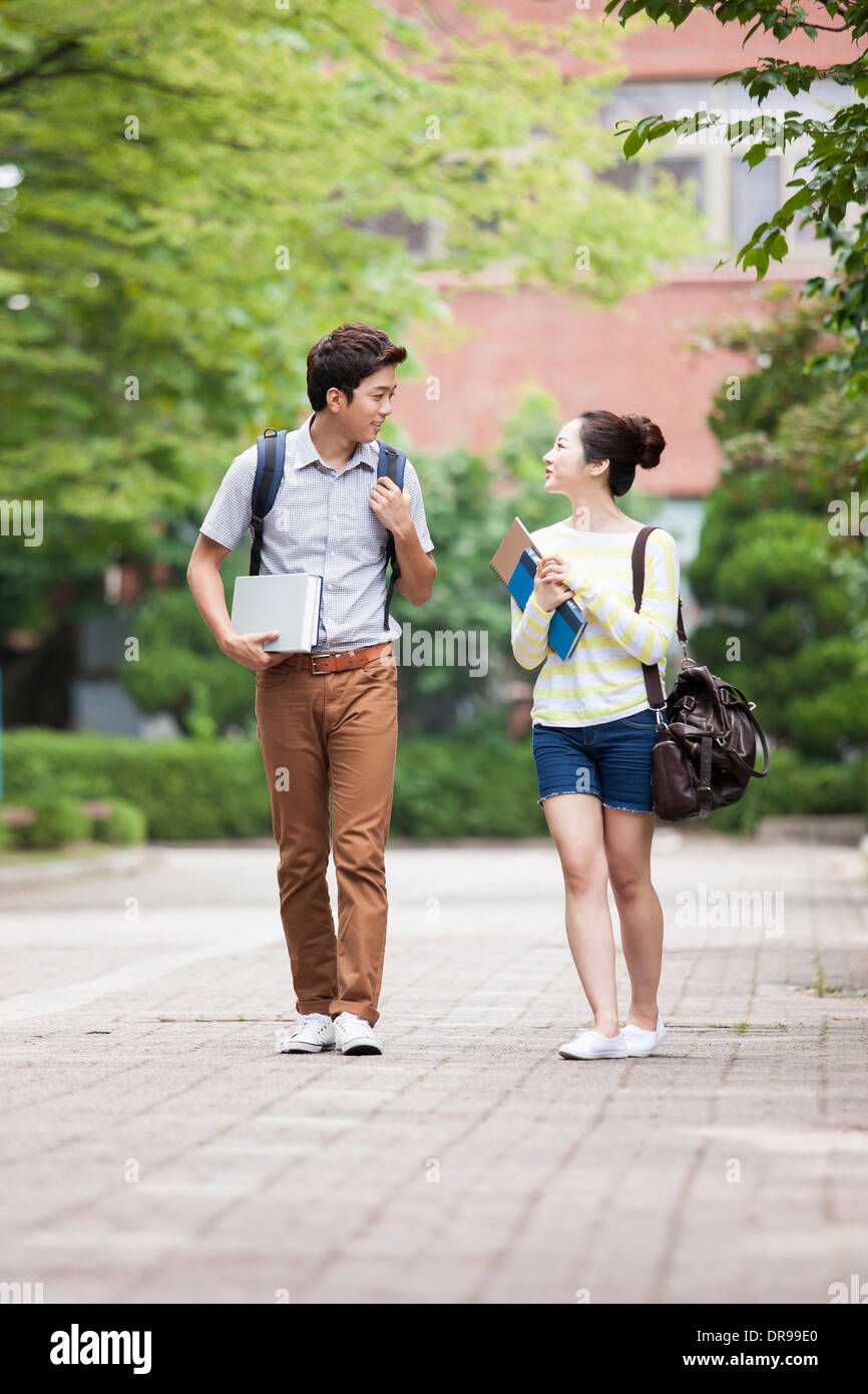 Walking students down school hi-res stock photography and images - Alamy