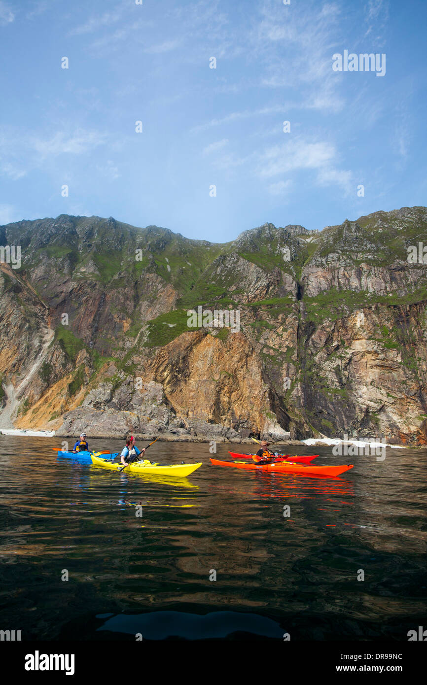 Kayak kayakers kayaking paddle hi-res stock photography and images - Alamy