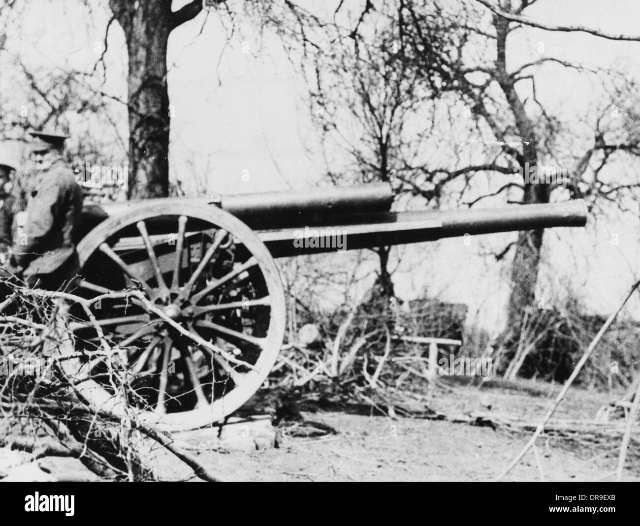World War One Pounder Gun Black and White Stock Photos & Images - Alamy