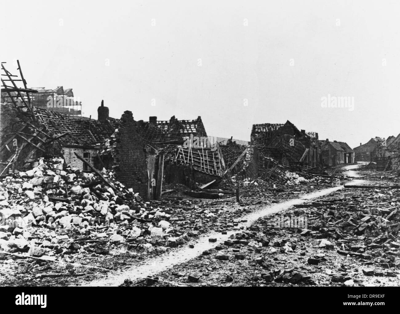 Battle of loos hi-res stock photography and images - Alamy