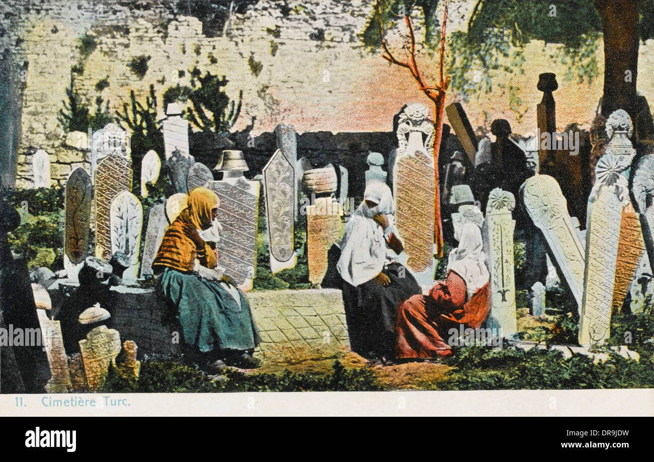 Turkish cemetery - Constantinople Stock Photo - Alamy