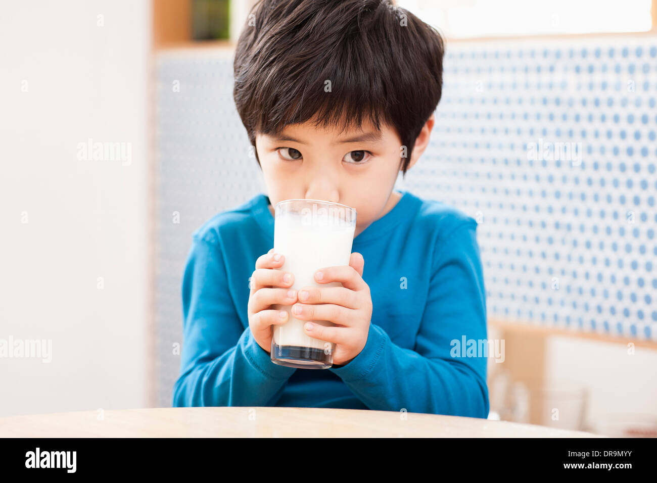 a boy drinking milk Stock Photo - Alamy