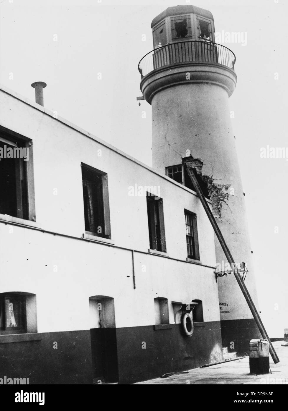 Scarborough Lighthouse damage, 1914 Stock Photo - Alamy