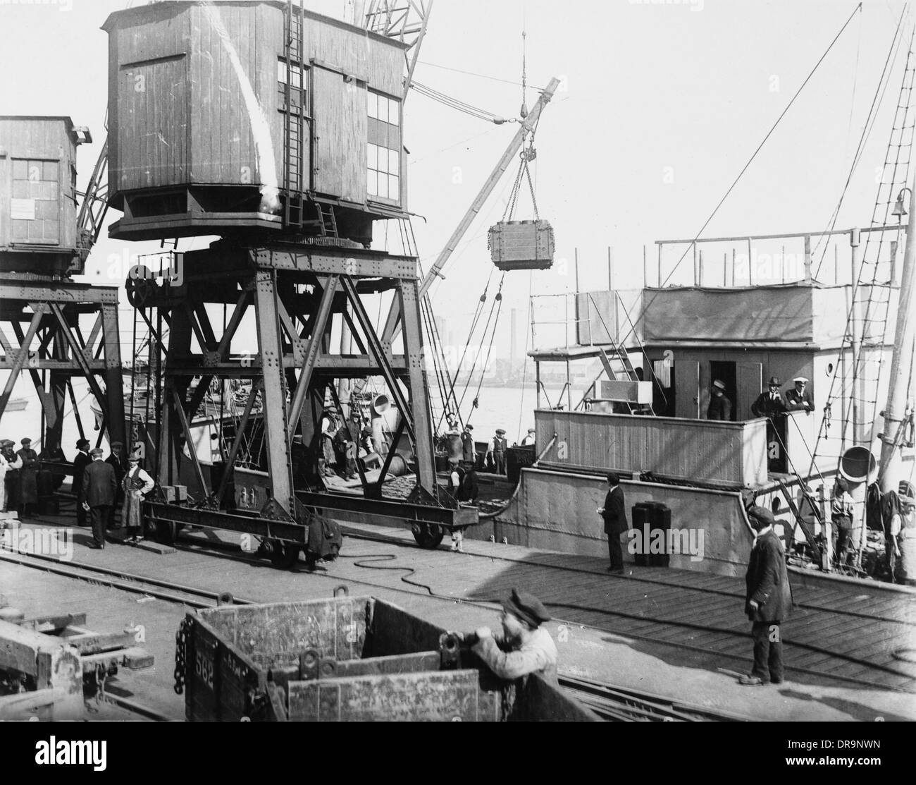 Loading supply ship, World War I Stock Photo - Alamy