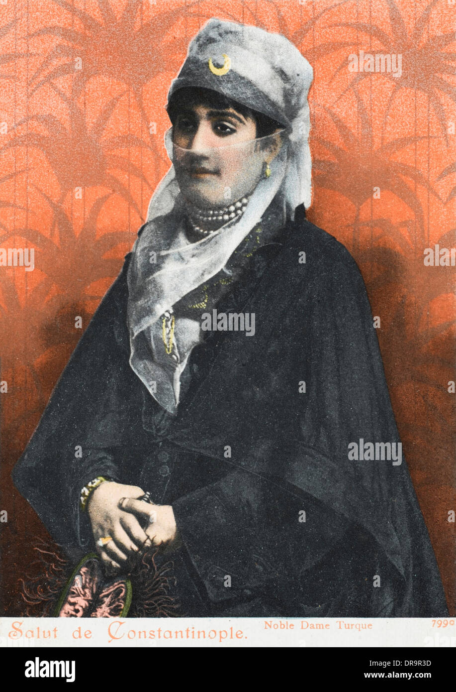 Veiled turkish lady hi-res stock photography and images - Alamy