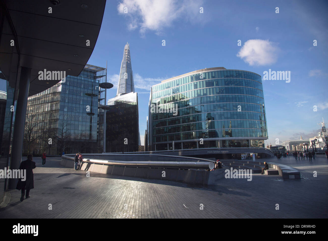 Side view of london city hall hi-res stock photography and images - Alamy