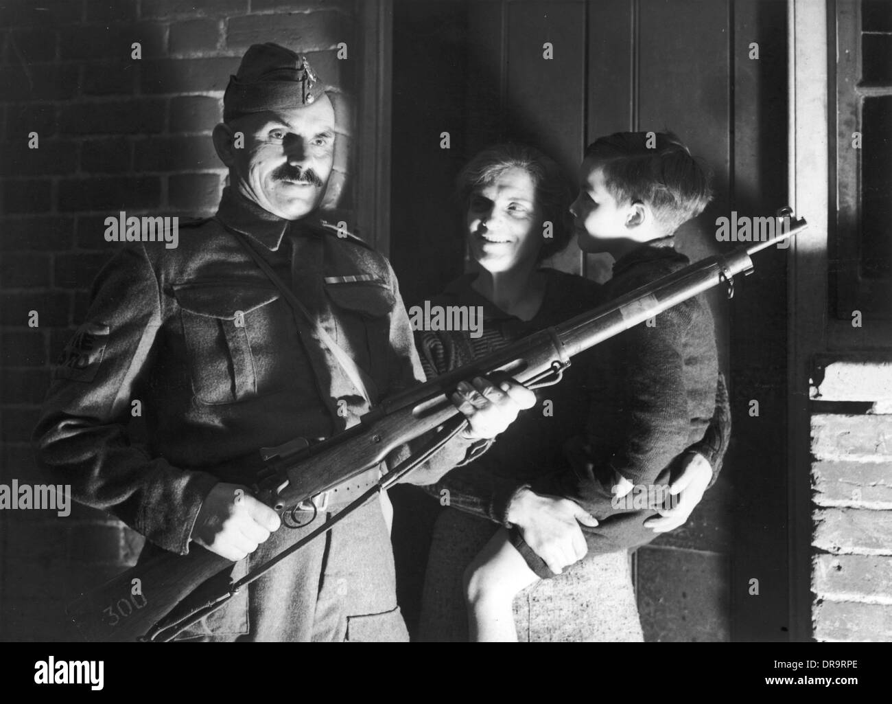 Family world war ii Black and White Stock Photos & Images - Alamy