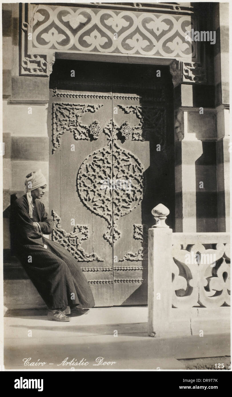 Mosque gates hi-res stock photography and images - Alamy