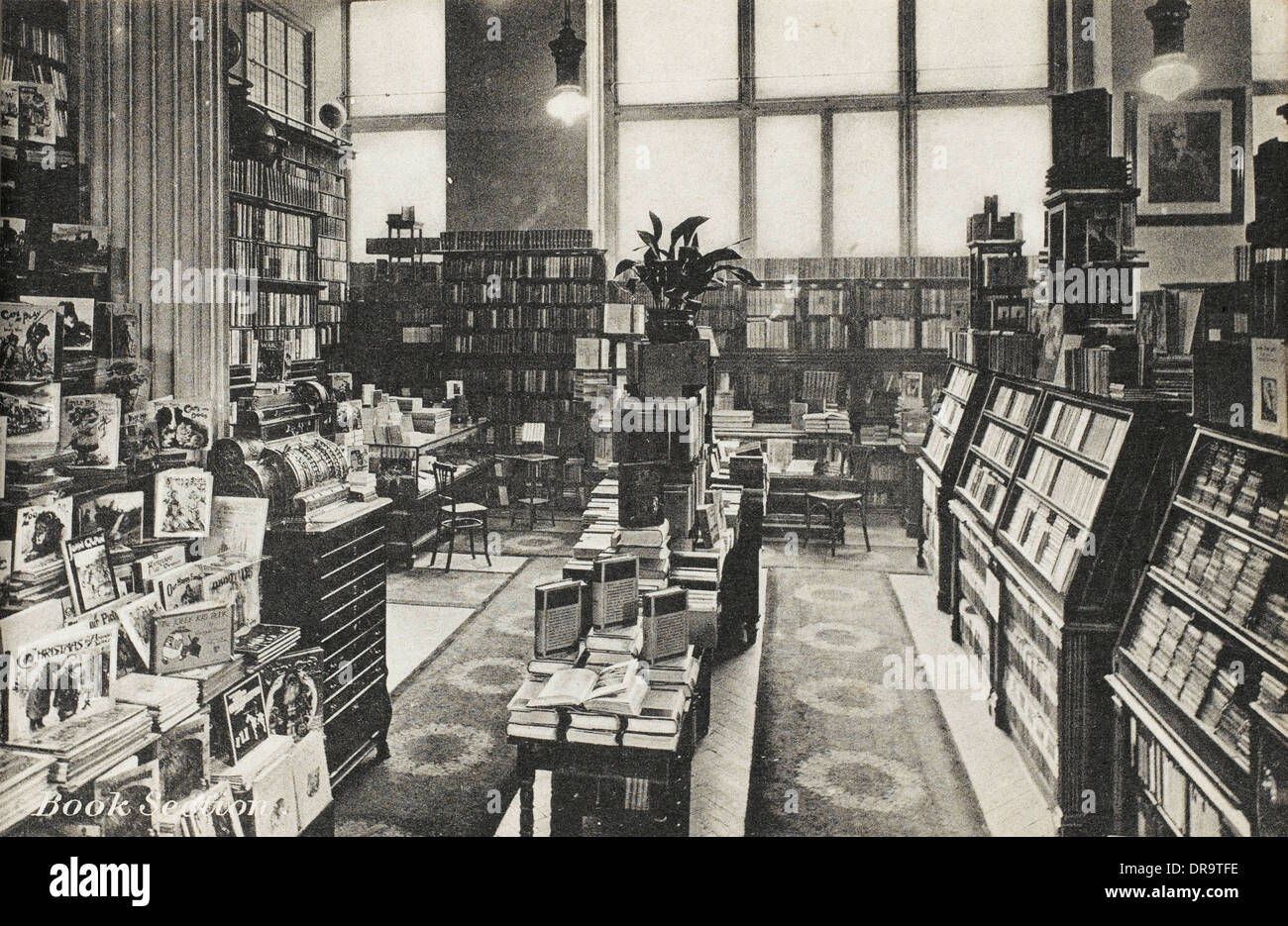 Selfridges history hi-res stock photography and images - Alamy