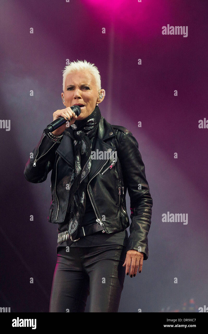 Marie fredriksson roxette performs on hi-res stock photography and ...