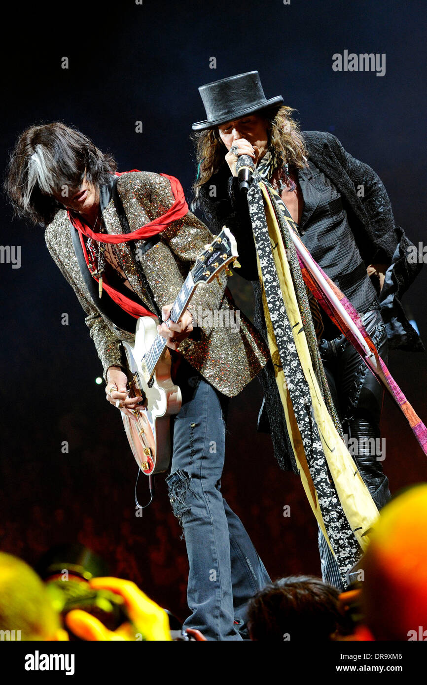 Aerosmith hi-res stock photography and images - Alamy