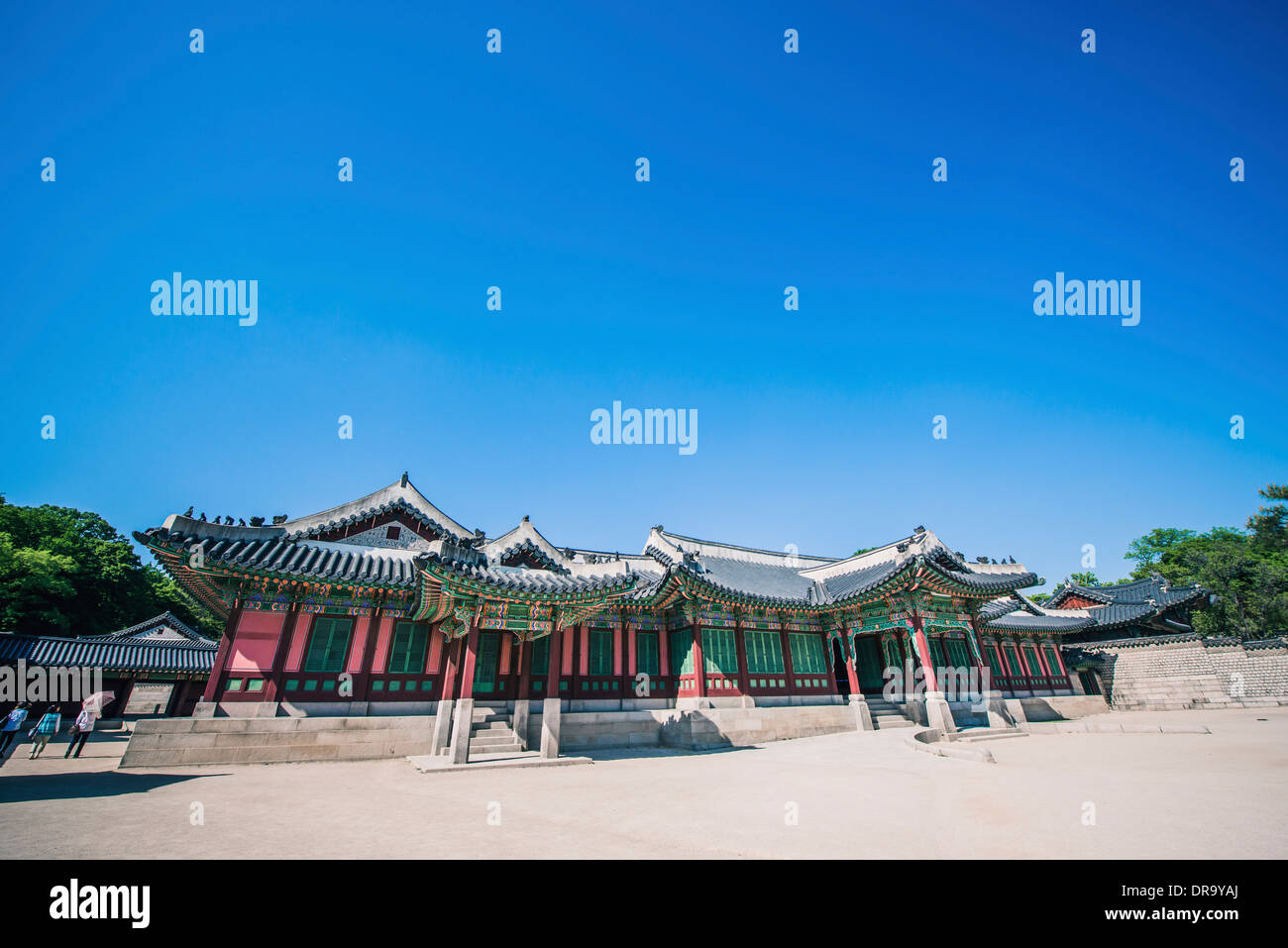 a traditional Korean building Stock Photo - Alamy