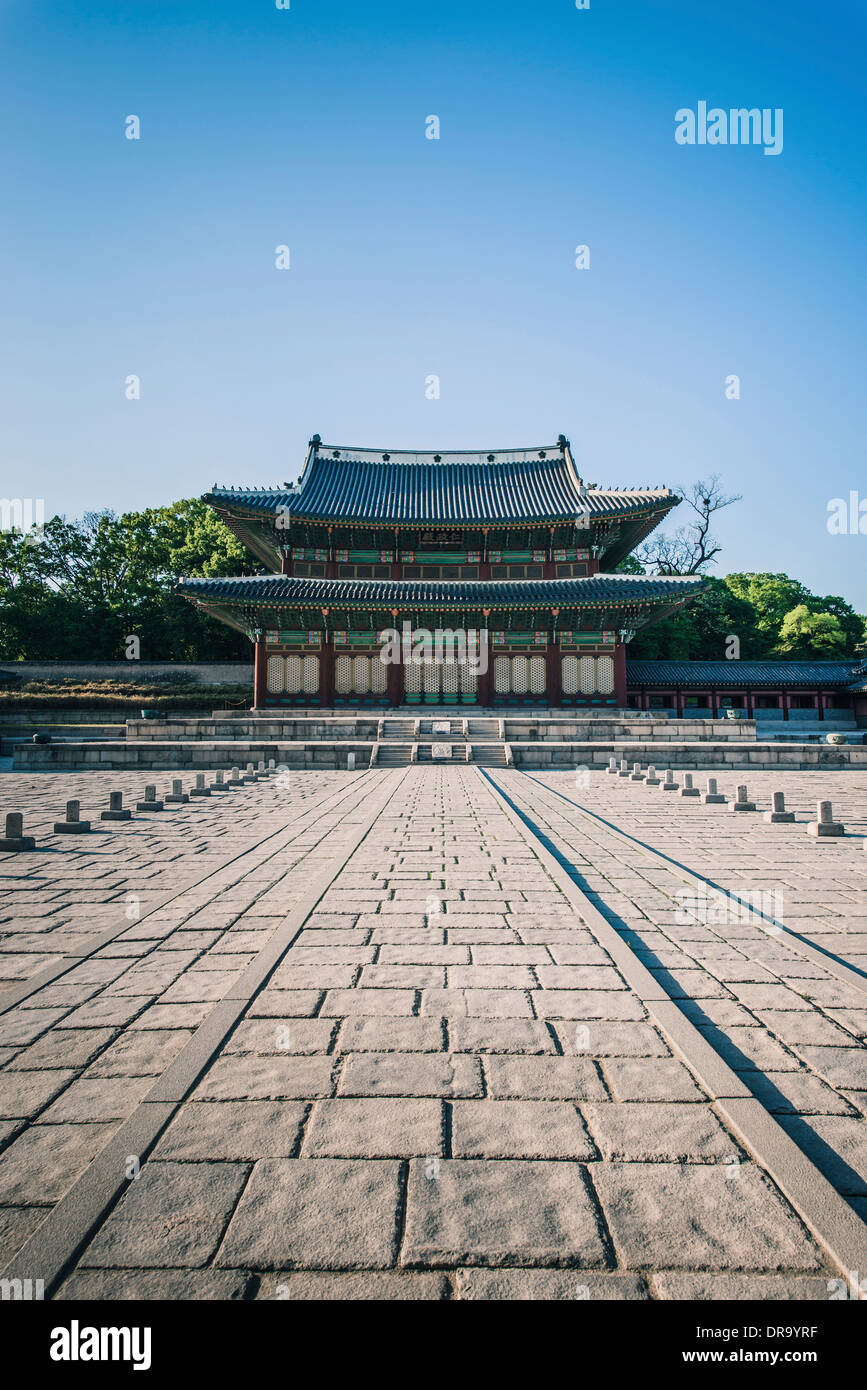 a traditional Korean building Stock Photo - Alamy
