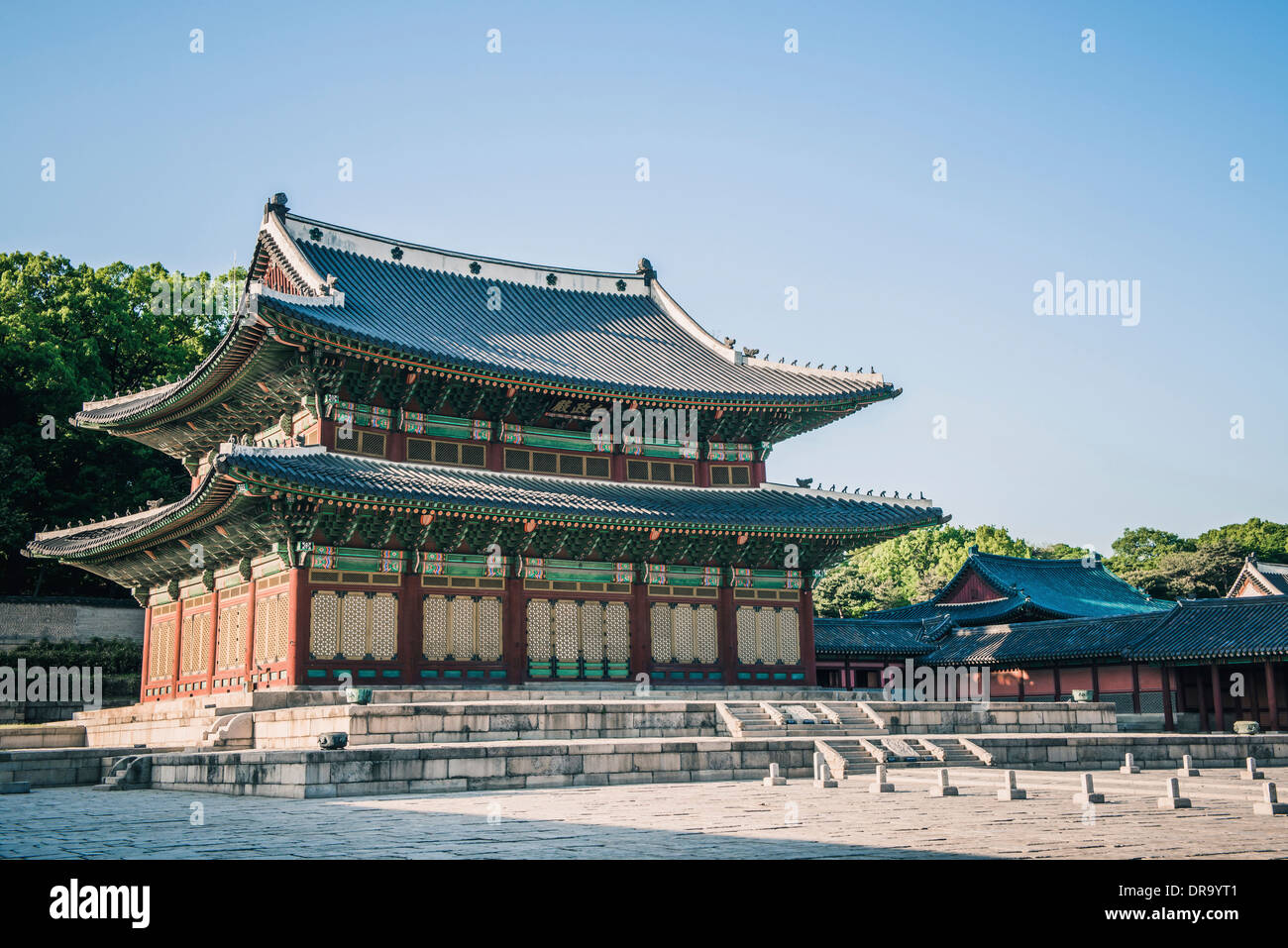 a traditional Korean building Stock Photo - Alamy