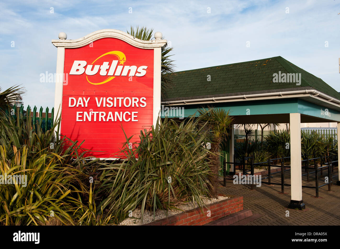 Entrance to Butlins, Bognor Regis Stock Photo - Alamy